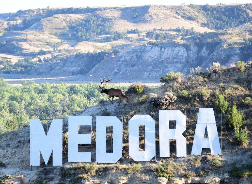 RUSS HONS: Photo Gallery — A Medora Weekend – UNHERALDED.FISH